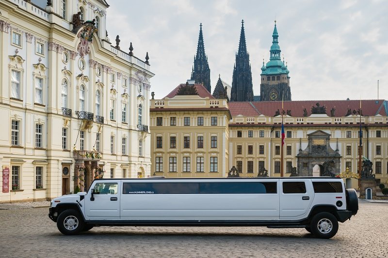 Prague Limousine Transfers | Prague Airport Transport